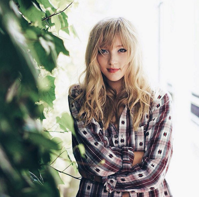 瞬間墜入充滿未知感的宇宙 正妹插畫家用水彩畫出一片片奇幻星空 | Danielle Foye、正妹、插畫、插畫家、宇宙 | 生活發現 | 妞新 ...