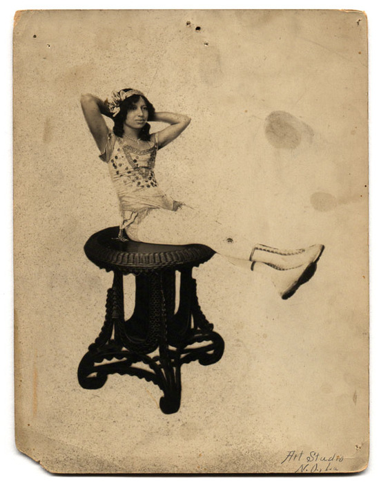 禁忌紅燈區裡的女性群像 一百年前的性工作者攝影集 | John Ernest Joseph Bellocq、紐奧良、紅燈區、性工作者、攝影 ...