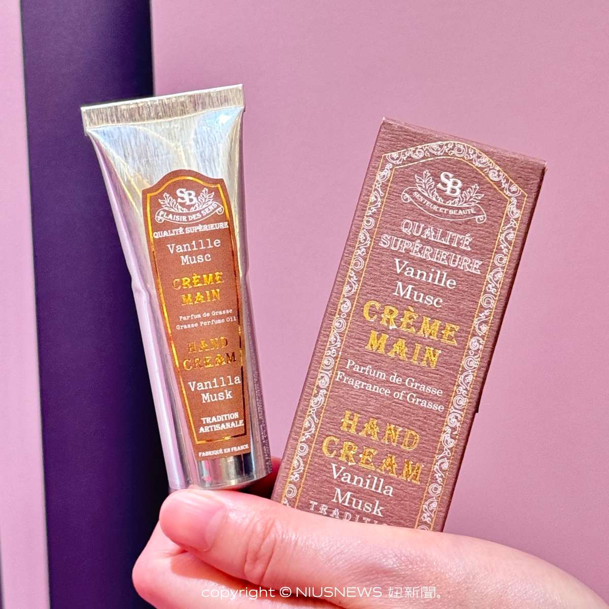 永遠指著滑鼠游標！令人沉迷的「PointerPointer」，網笑：很廢但超舒壓 | Pointer Pointer、隨機照片、網站、舒壓、療癒 | 生活發現 | 妞新聞 niusnews